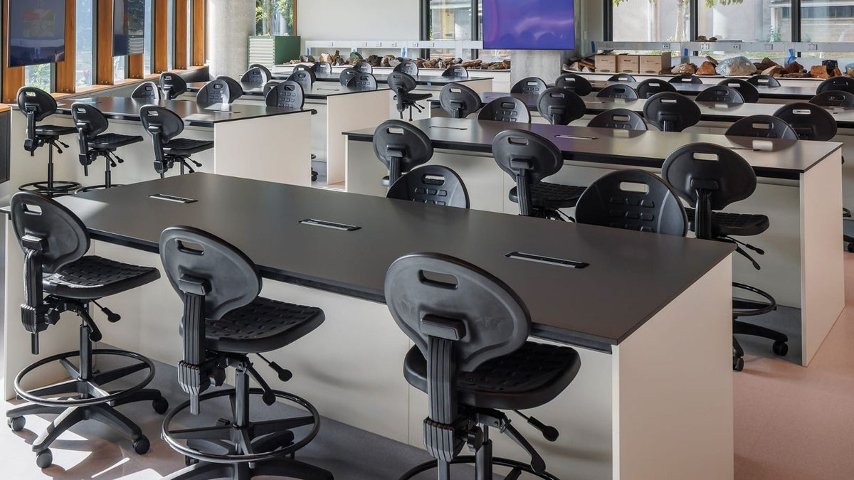 Tech Chairs | High Lift Chairs | Great For Work Benches – Commercial ...